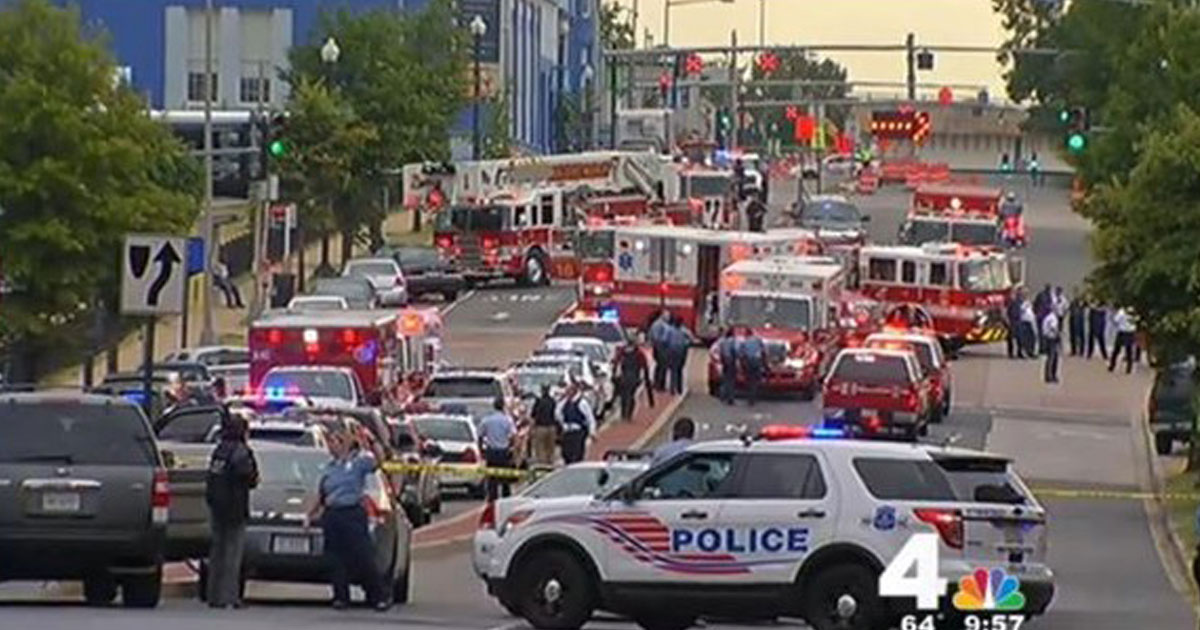 VOA 60 USA: Gunman Opens Fire in Washington, DC (17 Septembe