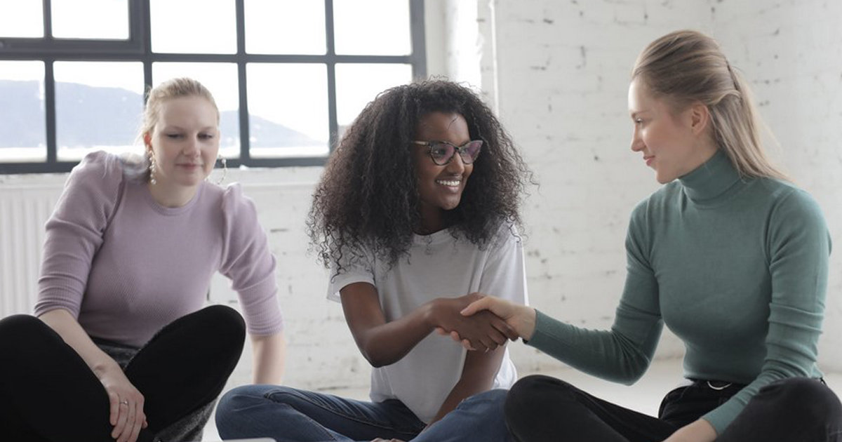 Key Expressions for Introducing Yourself