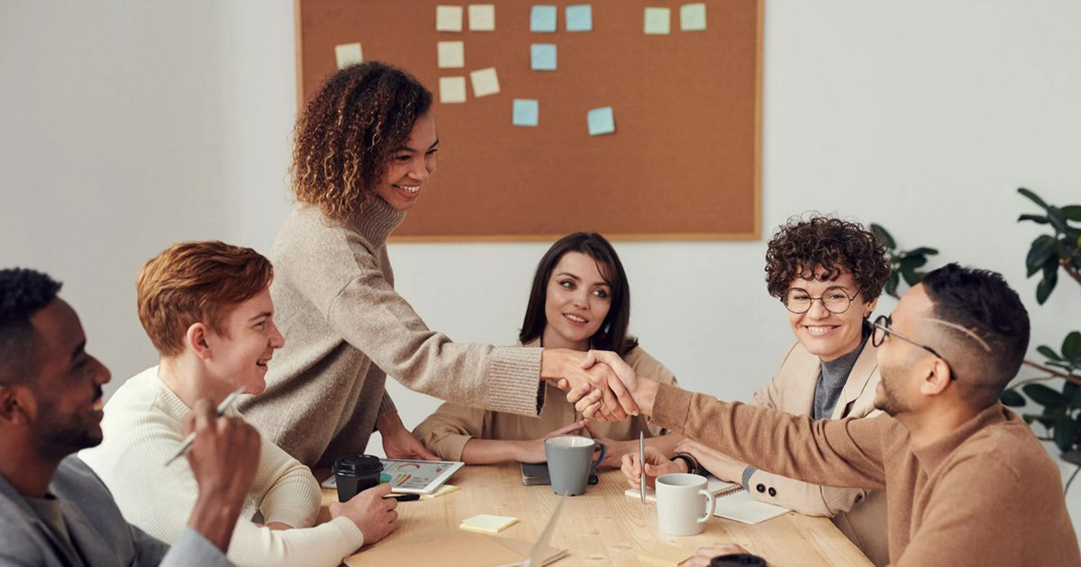 Introducing Yourself to a New Co-Worker