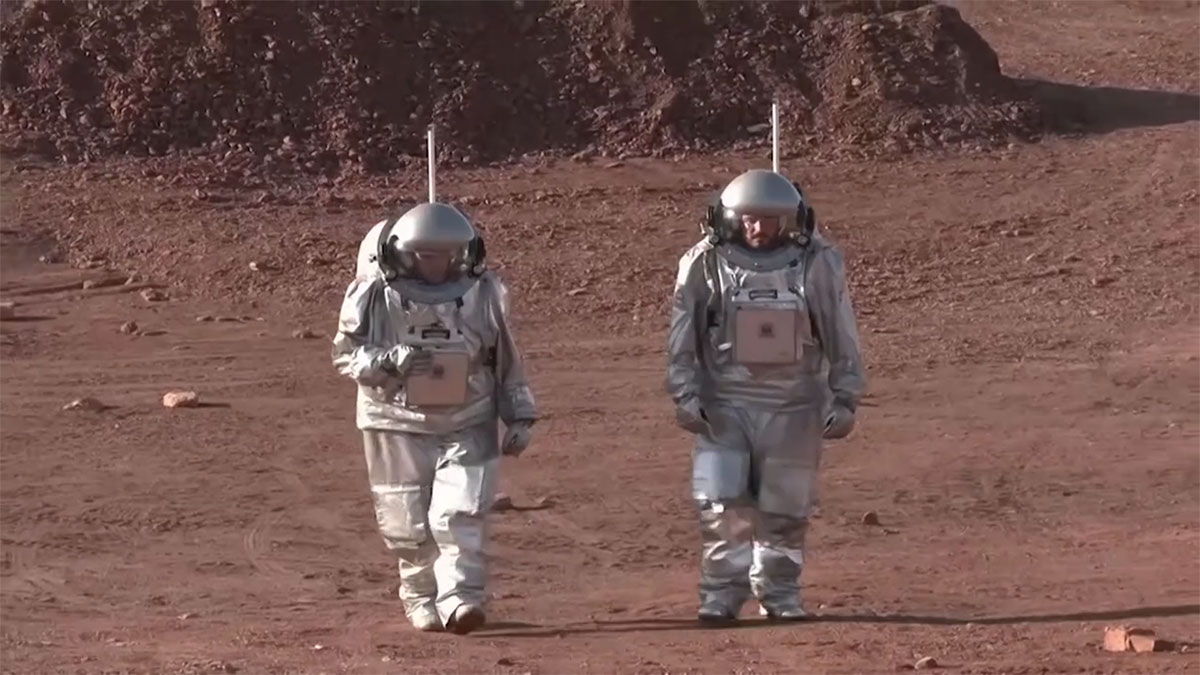 Scientists Simulate Life on Mars