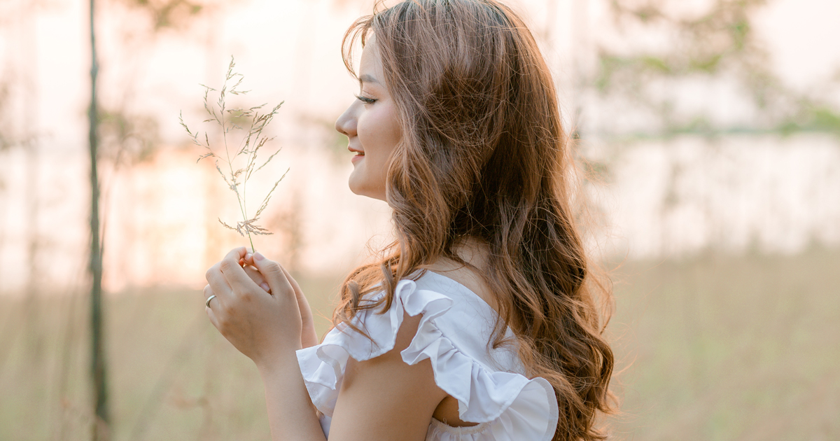 The Economics of Being Thin