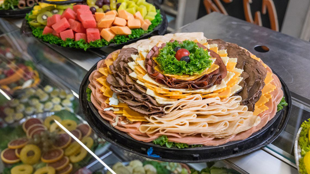 Realistic Fake Foods for TV and Movies